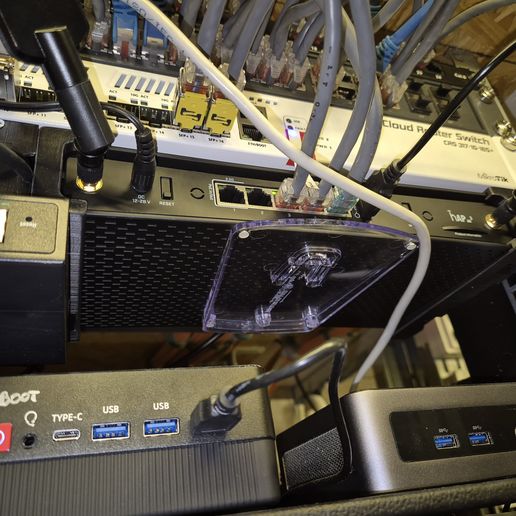 🥼 Mikrotik HAP ax3 rack mount kit・ 3MF File for 3D printing・Cults