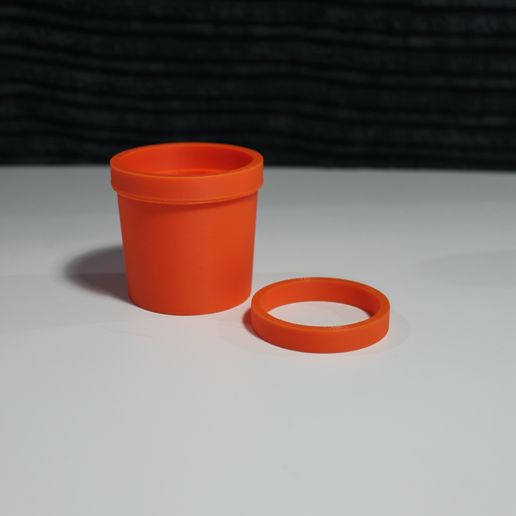 Free STL file Deodorant holder/ stand 🛁 ・Model to download and 3D print ...