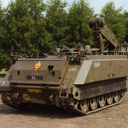 🪖 YPR-806 Dutch ARV 1:100・ STL File for 3D printing・Cults