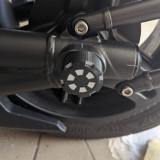 🥫 Can Am Spyder wheel nut cover1・ STL File for 3D printing・Cults