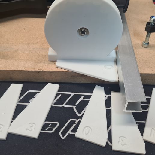 💭 Alignment tools for RC Cars・Free STL File for ・Cults