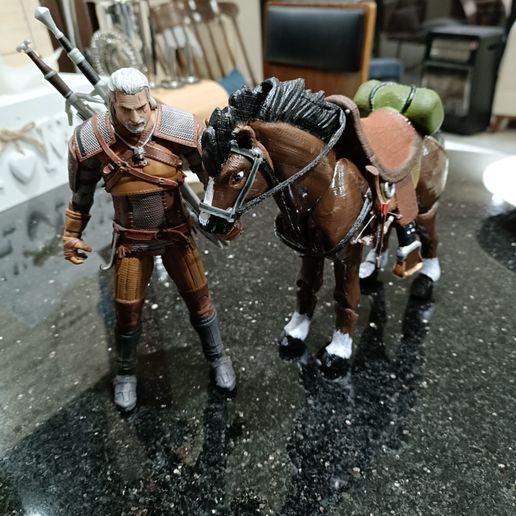 STL file Roach (Witcher) Print in place Action Figure 🐎 ・3D printable ...