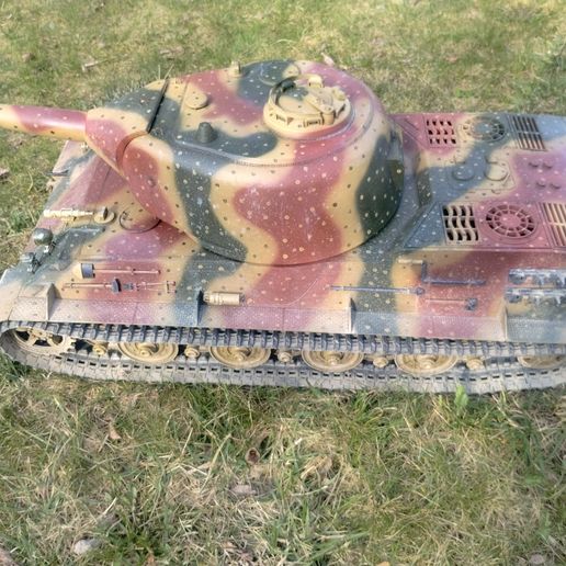 🪖 RC Tank Löwe 1:10 (Schwerer Löwe)・ 3D File for 3D printing・Cults