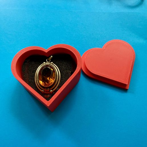 💍 Heart-Shaped 3D Ring Box with Lid – Perfect for Proposals and Gifts ...