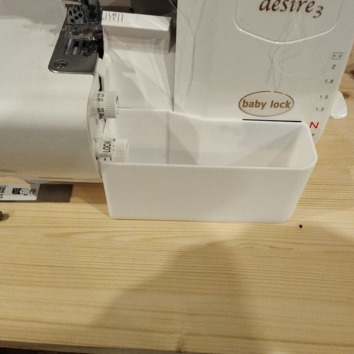 STL file baby lock desire 3 overlock feeder 👶 ・3D printable model to ...
