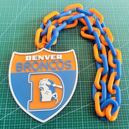 🛡️ DENVER BRONCOS RETRO NFL SHIELD CHAIN・ STL File for 3D printing・Cults
