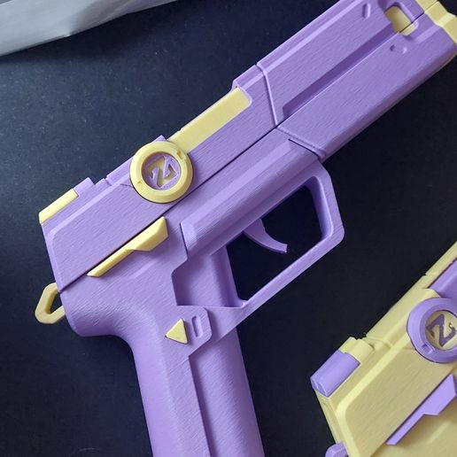 Valorant Classic Spectrum Zedd 3D - Printable Prop for Cosplay ...