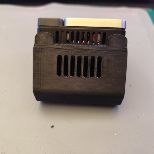 🛸 Skyrc B6 Neo Stand・ 3MF File for 3D printing・Cults